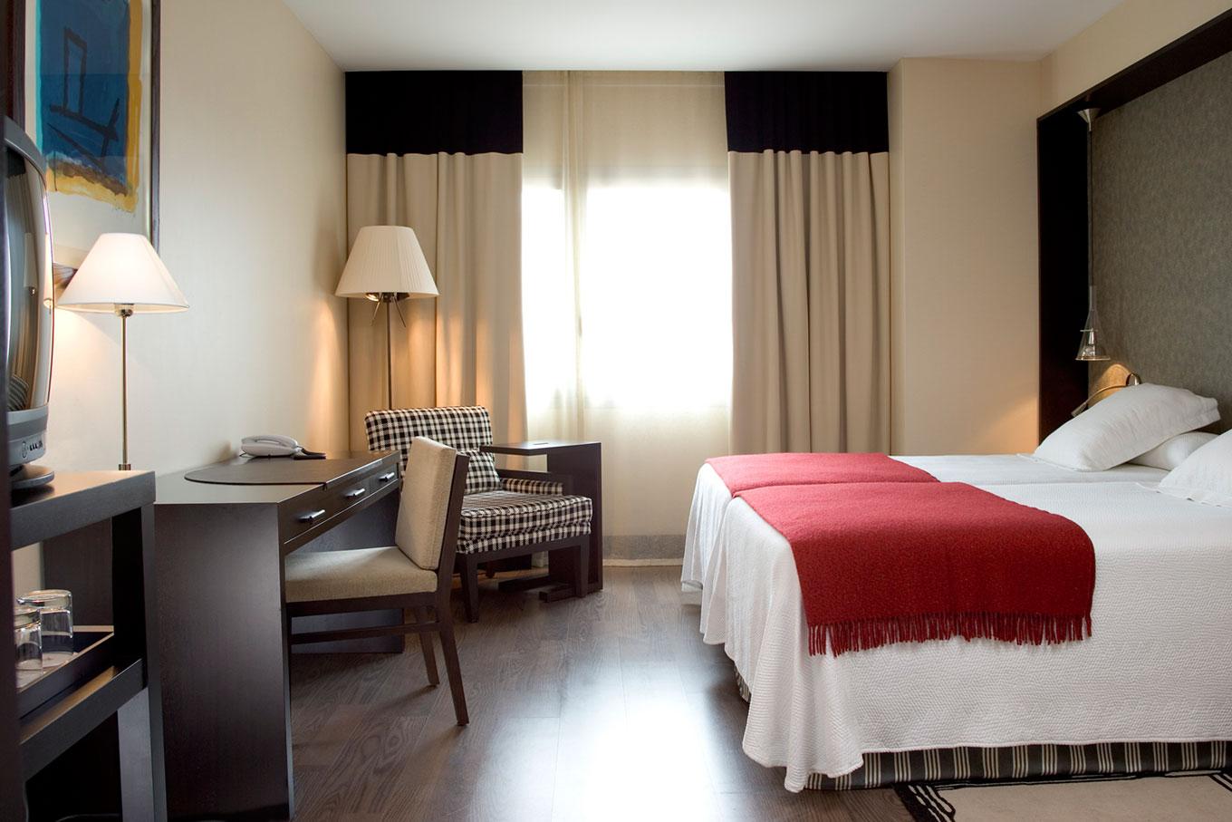 NH Hoteles: Historia y crecimiento | NH Hotel Group